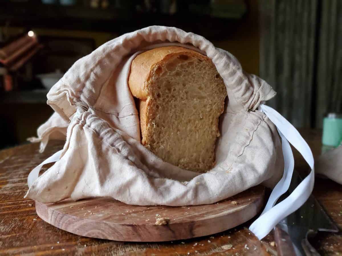 DIY Linen Bread Bag for Homemade Bread | A Farm Girl in the Making